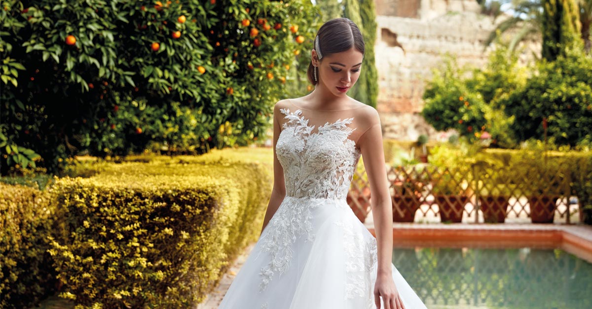 A current bride is looking for a dress with personality, with which she ...